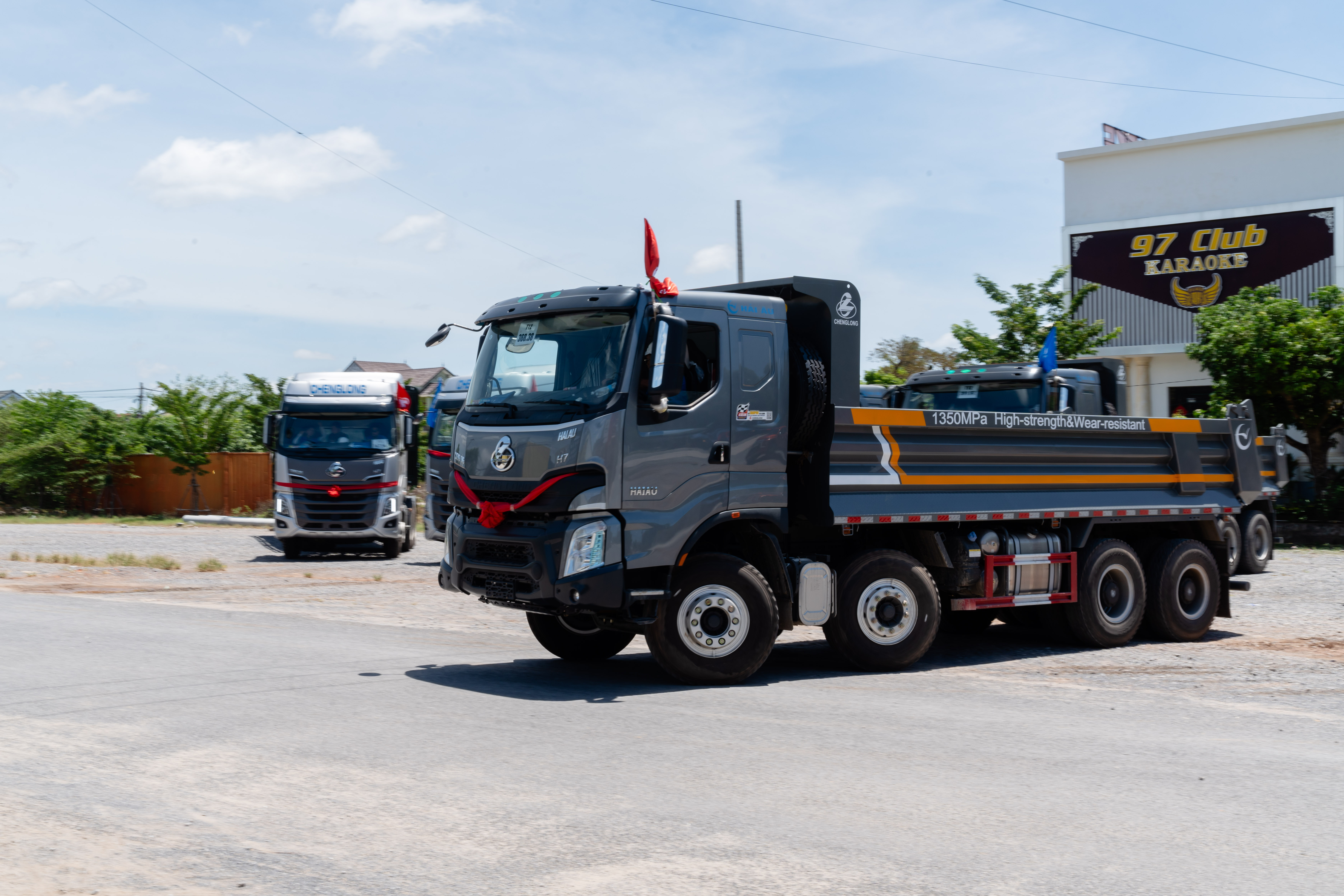 XE BEN CHENGLONG 350HP CẦU DẦU - SỨC MẠNH, TIÊT KIỆM NHIÊN LIỆU VÀ ...